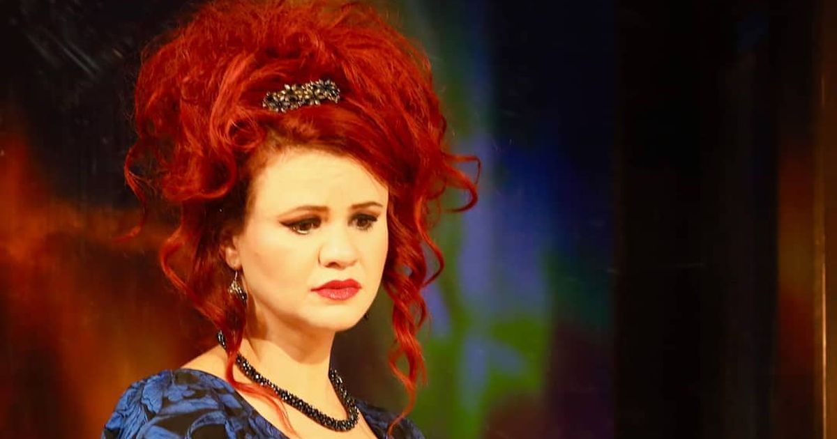 Cine este Andreea Samson. "Am regizat o piesă în fața blocului, nu știu ...