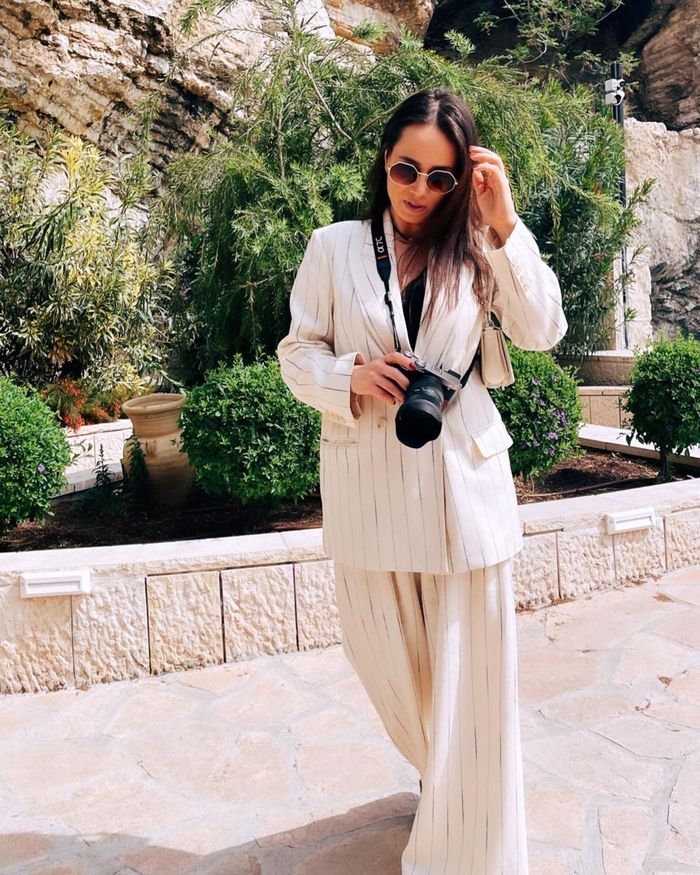 Cine este Andreea, sora lui Carmen Negoiță. "Pe lângă partea de blog, mai am două bussines-uri ...