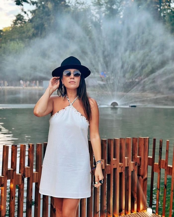 Cine este Andreea, sora lui Carmen Negoiță. "Pe lângă partea de blog, mai am două bussines-uri ...