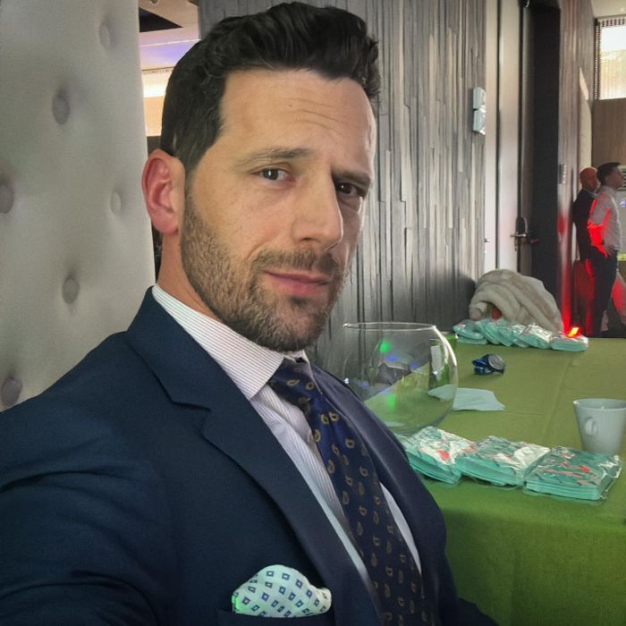 Adrian Nartea a recunoscut motivul pentru care încă merge la psiholog ...