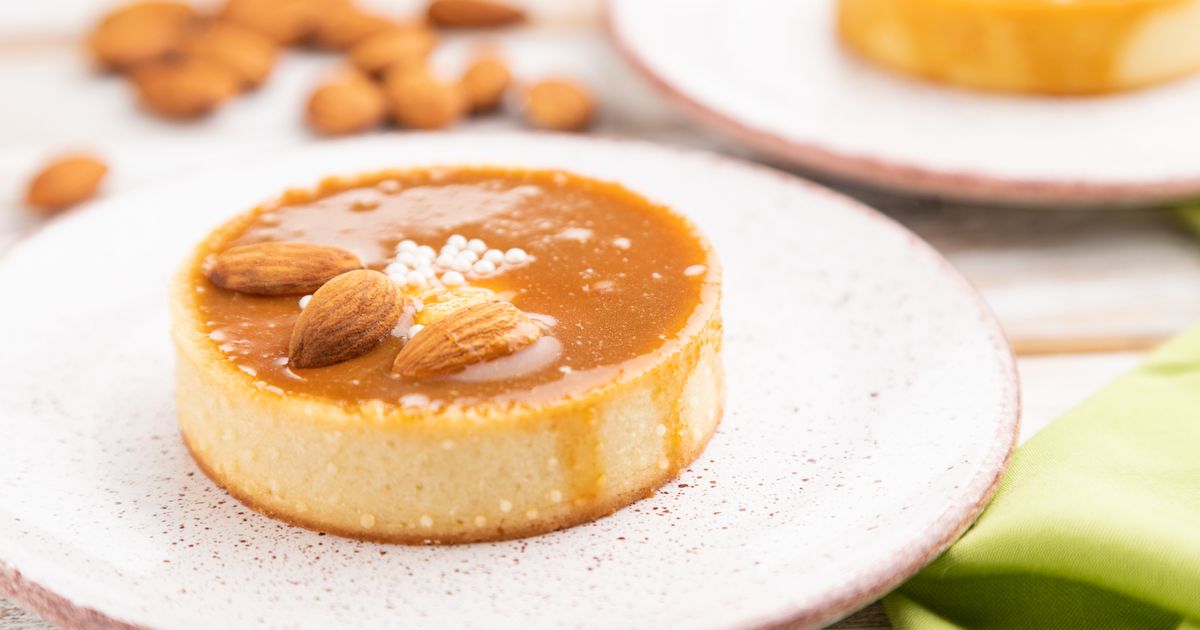 Mini tarte cu caramel sărat. Un gust crocant, dulce și sărat, în ...