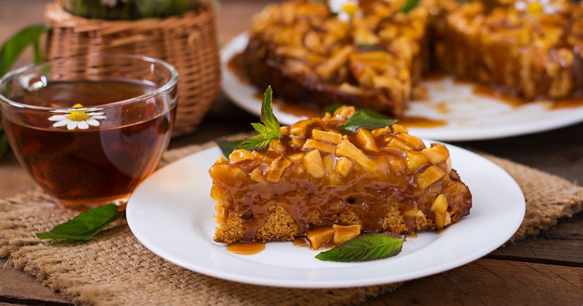 Tartă cu mere și caramel. Impresionează prin combinația de arome și ...