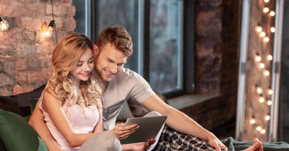 Idei de activități pentru cupluri cu un buget redus. Bucură-te de ...