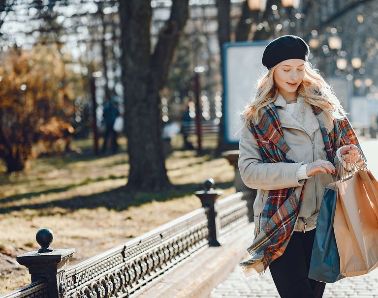 Horoscop 8 noiembrie 2024. O zodie se simte copleșită de singurătate și ...