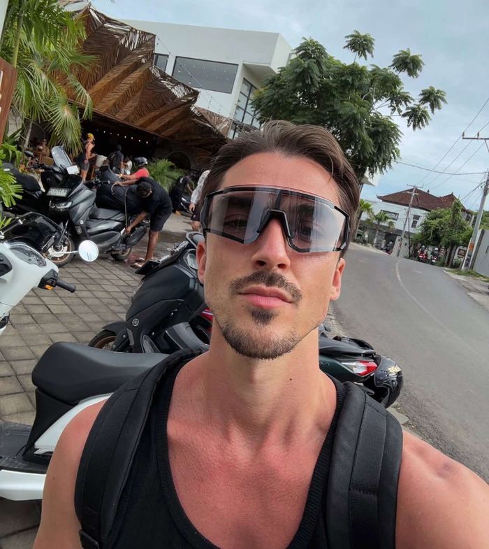 Cine este Emil Rengle. "Tocurile au fost purtate în istorie prima dată ...