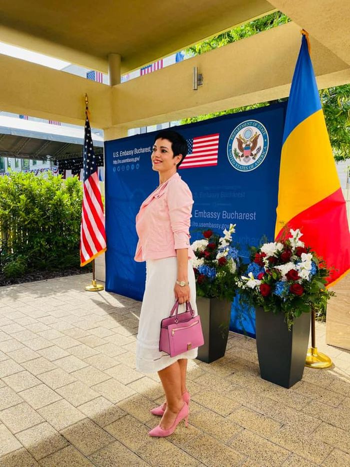 Cine este Delia Dinu, cea care a fost consilier prezidențial în ultimii ...