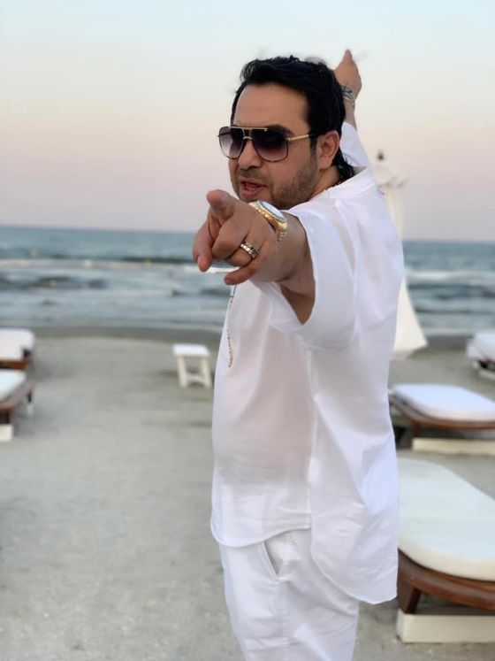 A călcat strâmb sau nu Dan Bursuc în căsnicia cu soția lui? Ce ...