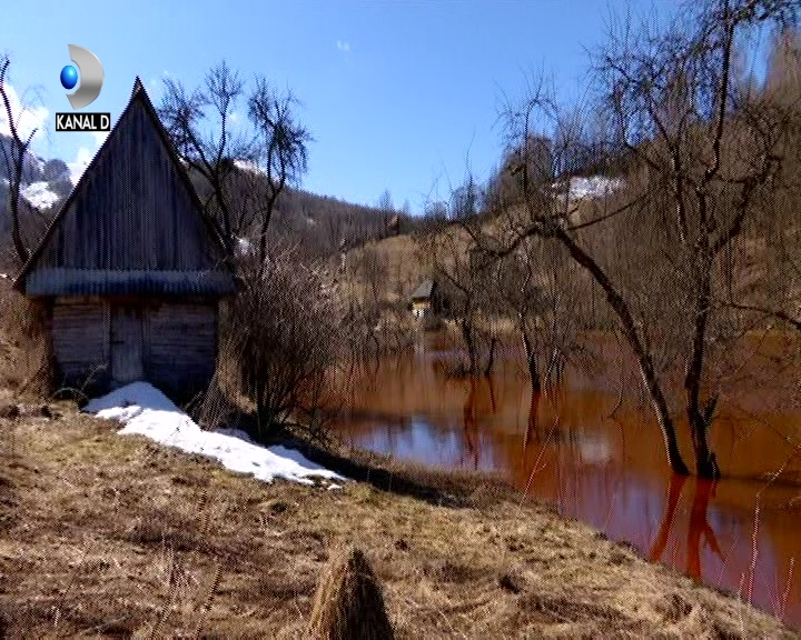 GEAMANA, cel mai bogat sat din Apuseni, scufundat in otrava - KFetele