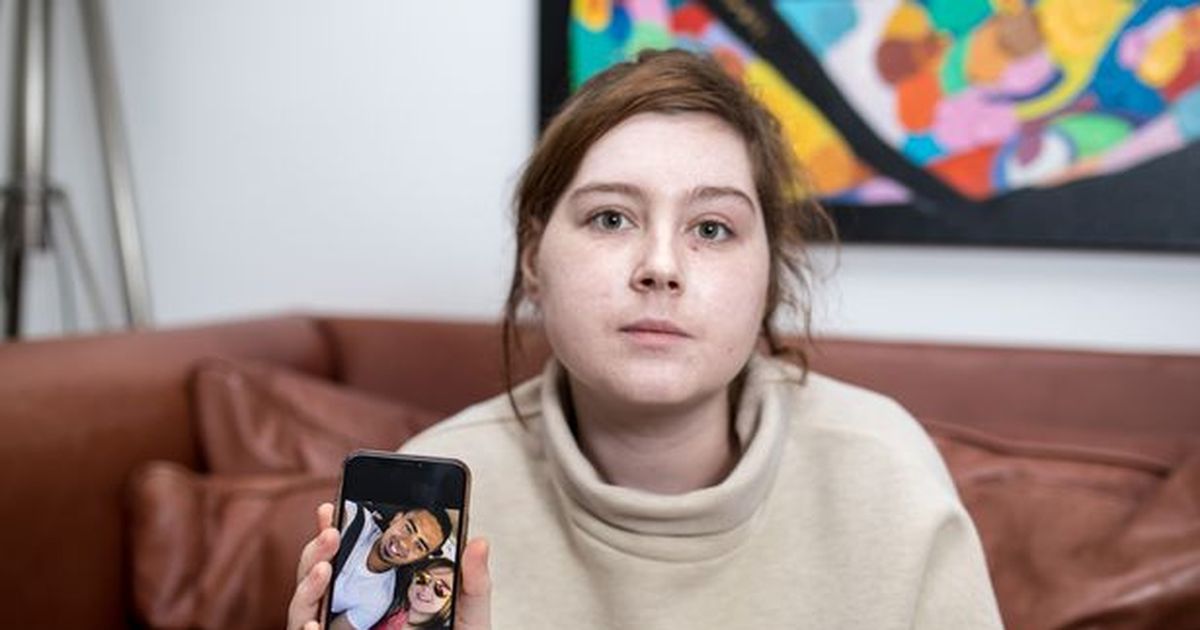 Modelul Emily Nicholson are cancer la numai 24 de ani - KFetele