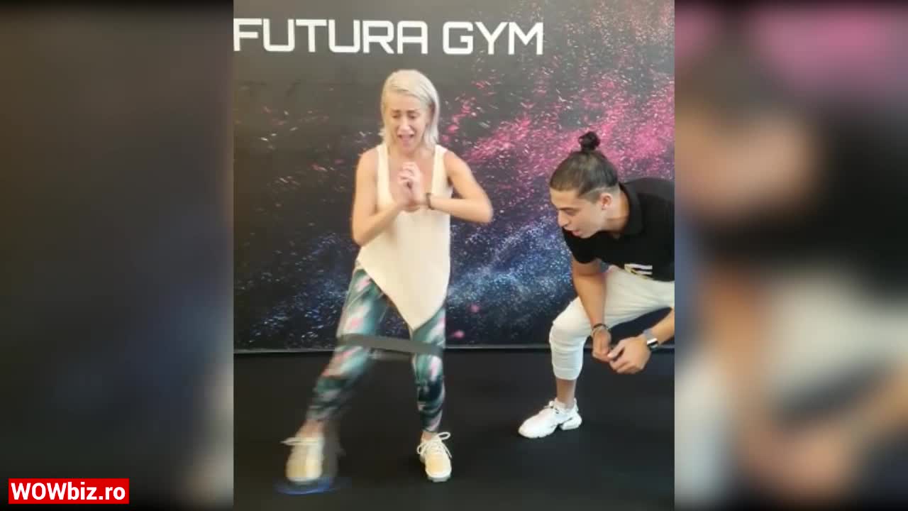 Alex Florescu o chinuieste pe Denisa de la Bambi la sala de sport - KFetele