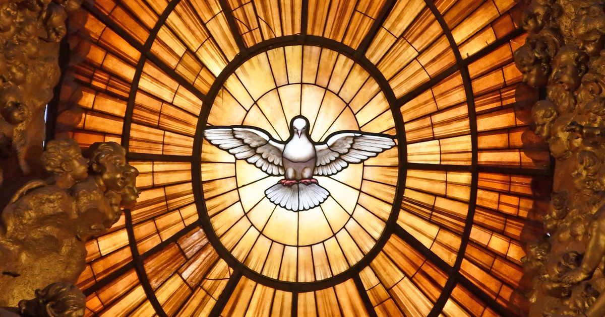 Mesaje de Rusalii 2023: Cele mai frumoase urări și felicitări pentru ...