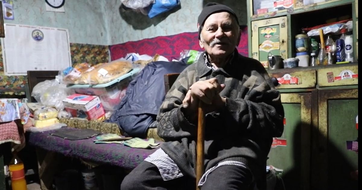 „Am rămas singur!” La 82 de ani, Nea Costică trăiește ca un pustnic ...