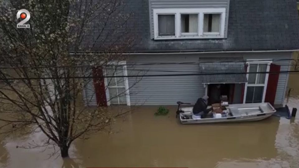 VIDEO Inundațiile din America au afectat mai multe regiuni. 18 persoane ...