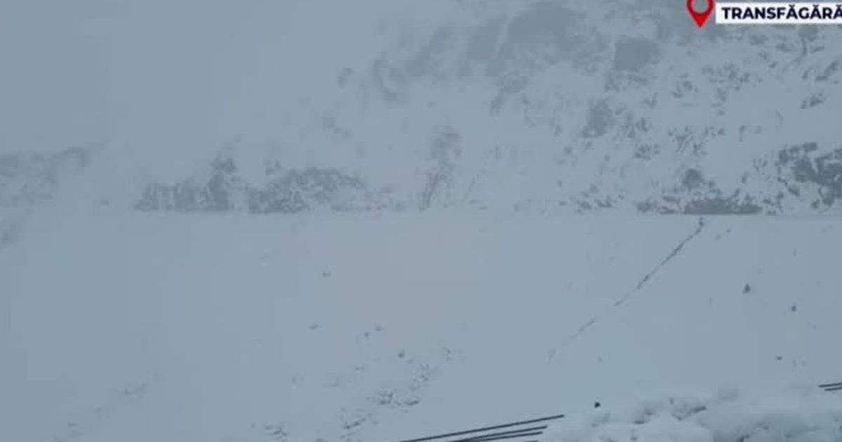 VIDEO A început să ningă la munte! După finalul primăveri, temperatura ...