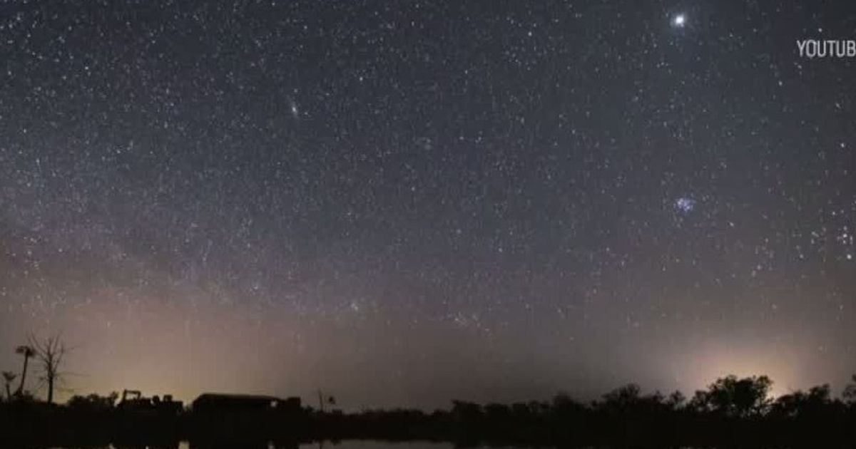 VIDEO Va ploua cu stele în această noapte. Perseidele revin pentru un ...