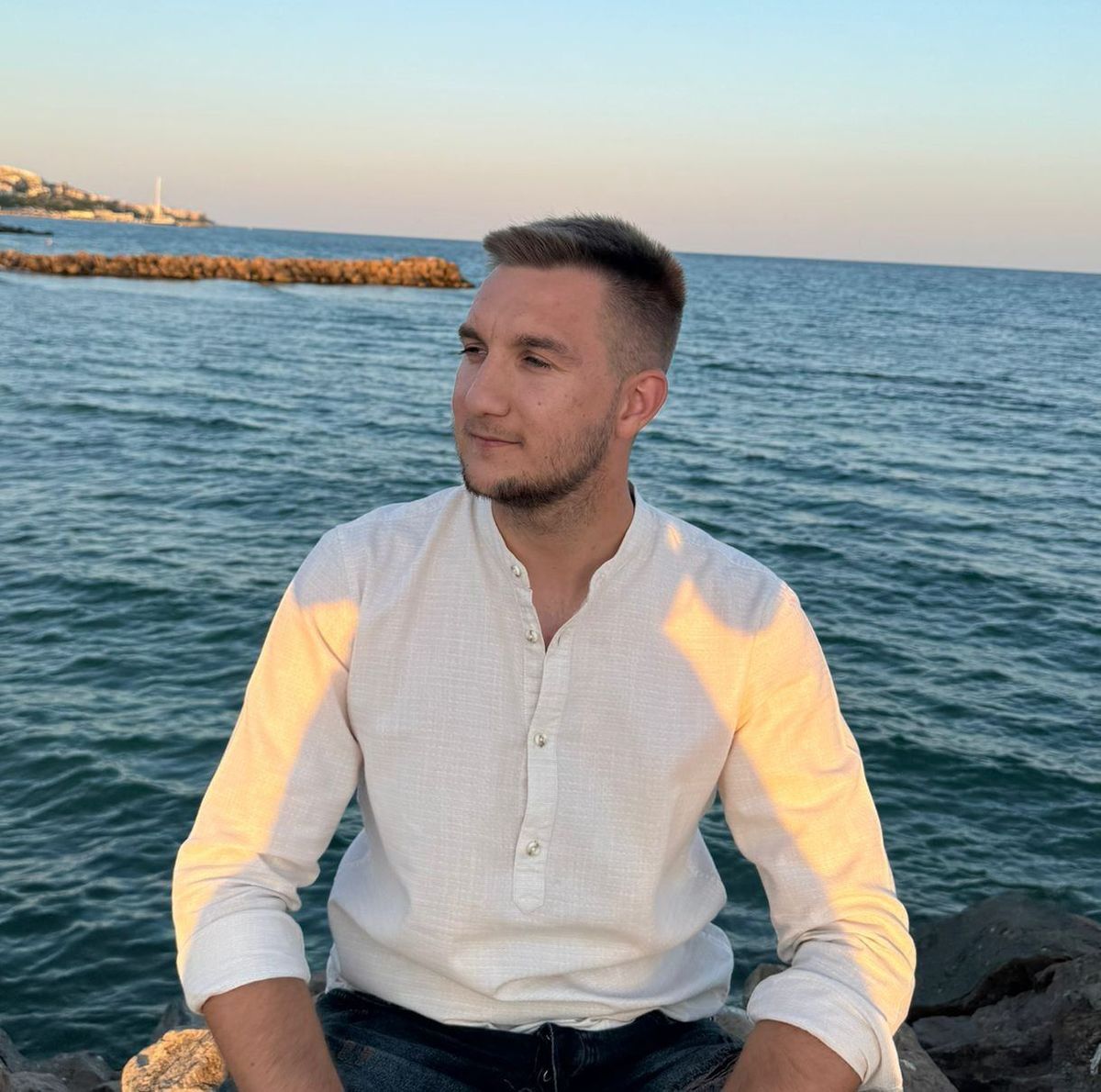 Adrian, un tânăr de 24 de ani, și-a pierdut viața înainte de ziua lui ...