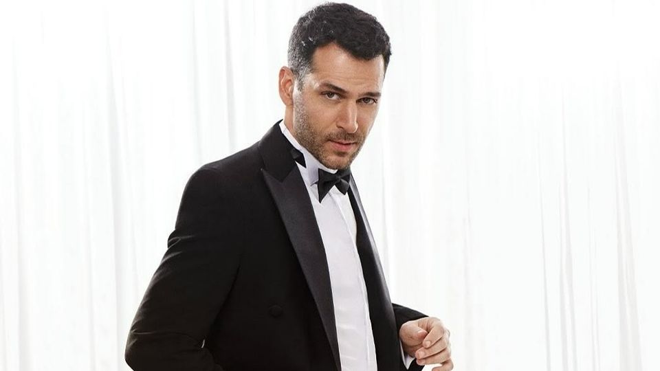 Murat Yıldırım, protagonistul noului serial "Aziz", de la Kanal D2 ...