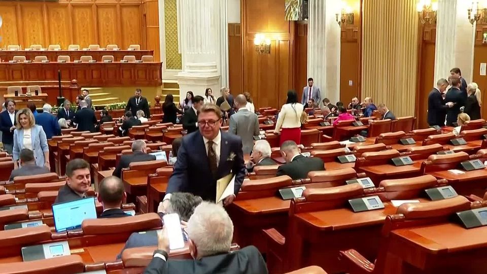 VIDEO Criza politică din PNL blochează formarea guvernului Veștea și ...