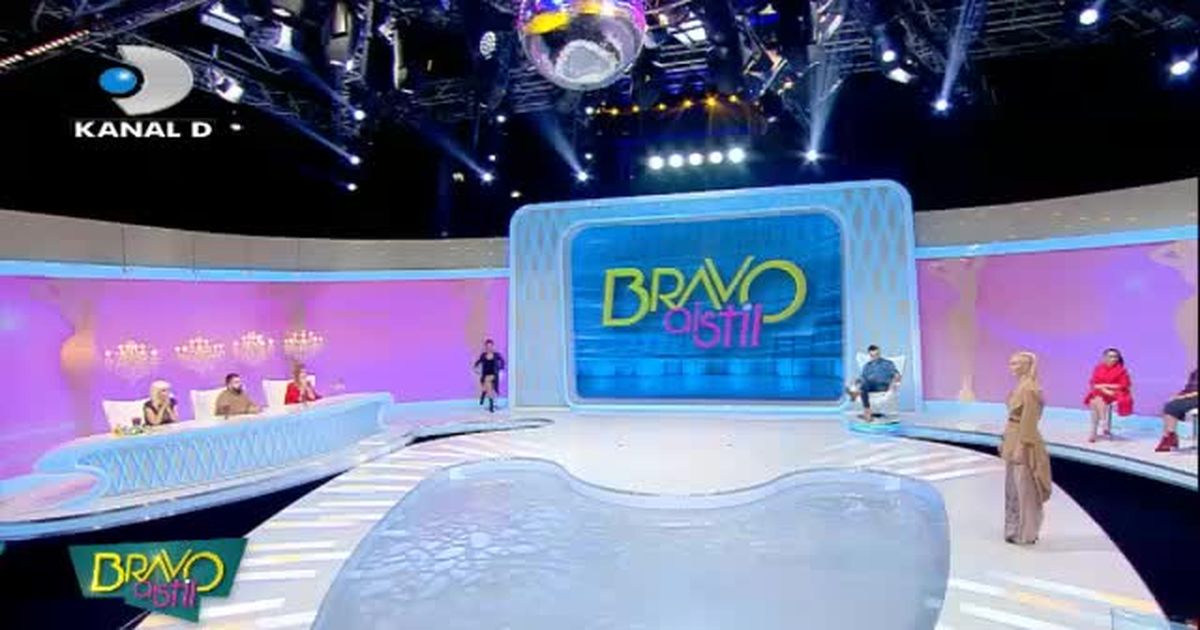 VIDEO: Razvan Ciobanu i-a ridicat Alinei rochia si s-a uitat sub ea: "Pot sa arat la toata lumea ...