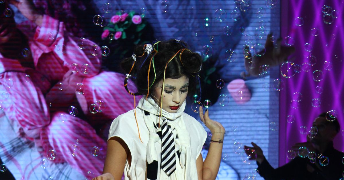 In gala de sambata seara, Marisa a facut-o de PORC! "A plimbat un porc ...