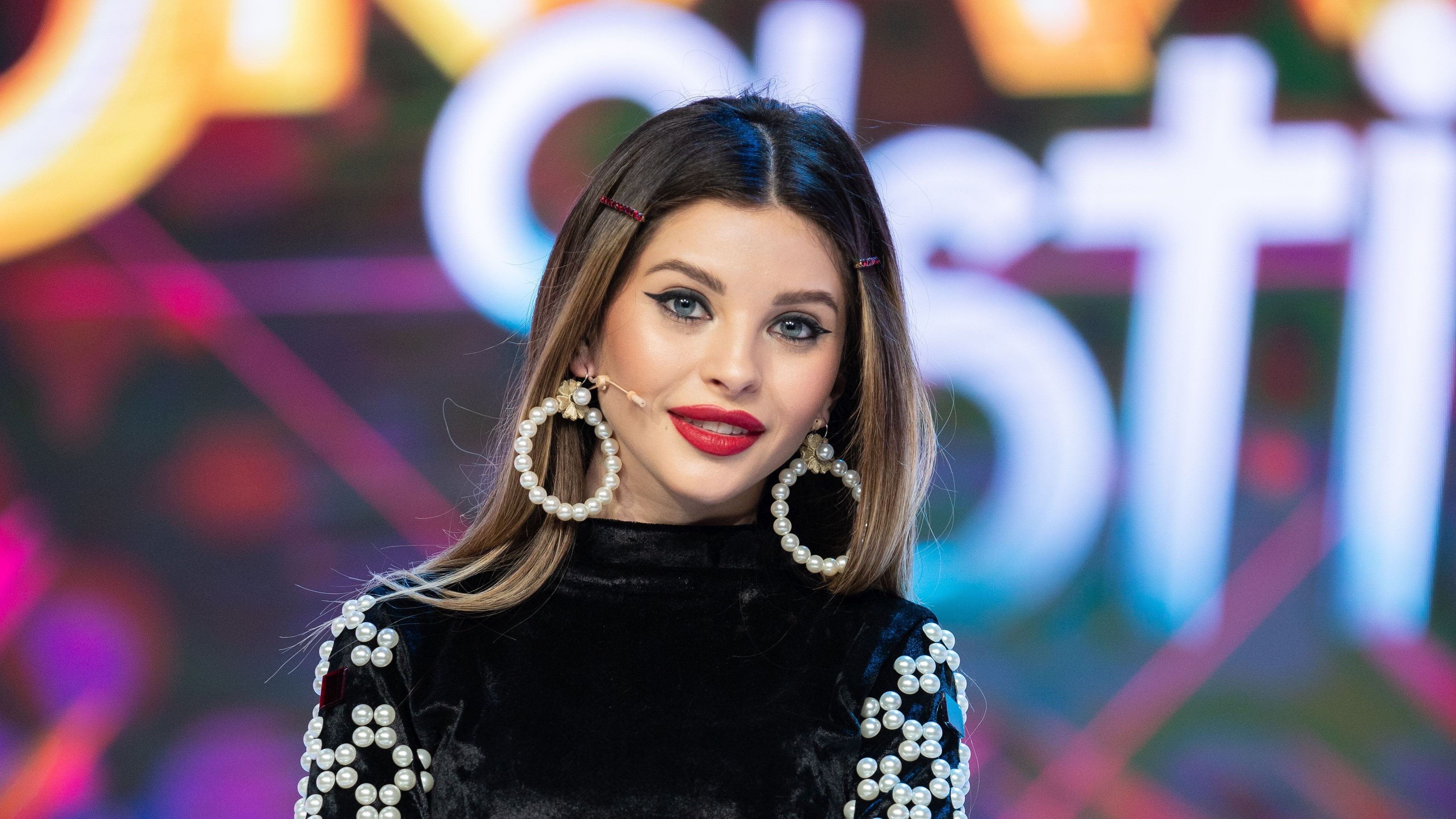 Valeria si Alexandra, la cutite! Si-au adresat cuvinte grele in culise ...