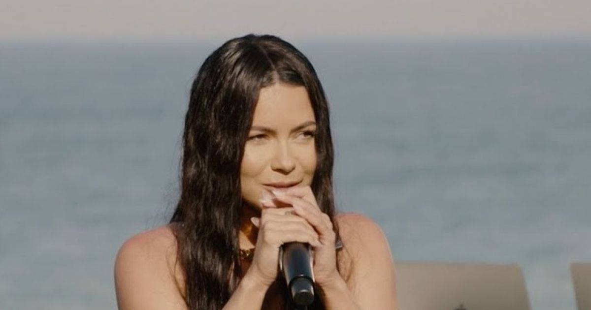 INNA a lansat o versiune live a piesei "De dragul tău” - Radio Impuls