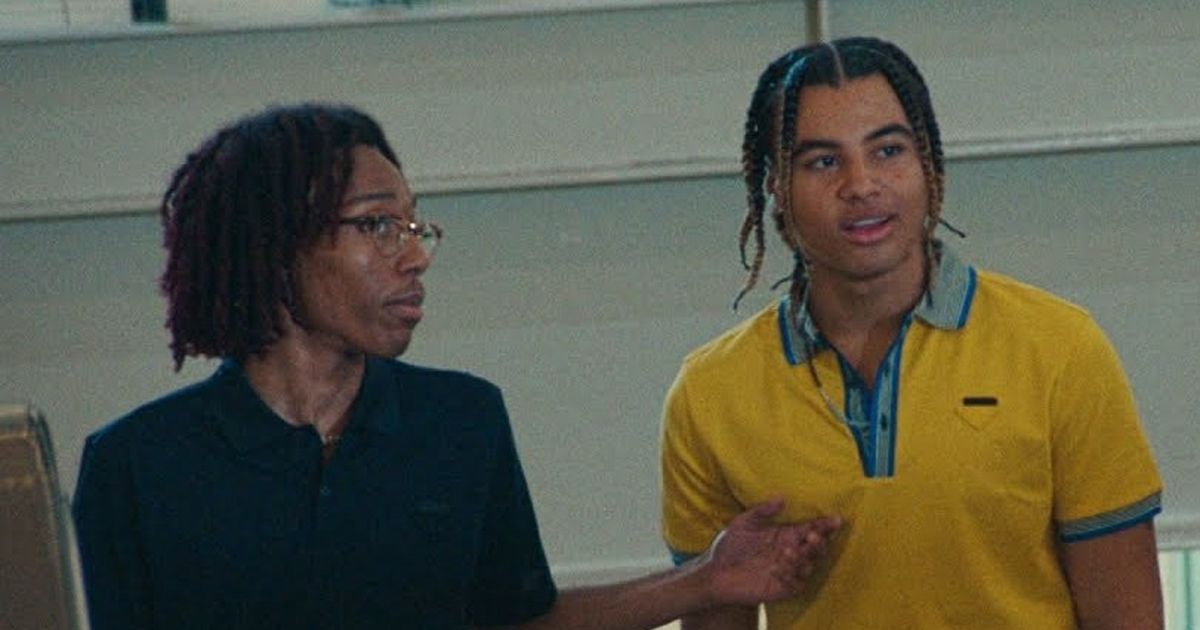 24kGoldn și Lil Tecca au lansat piesa ”Prada” - Radio Impuls