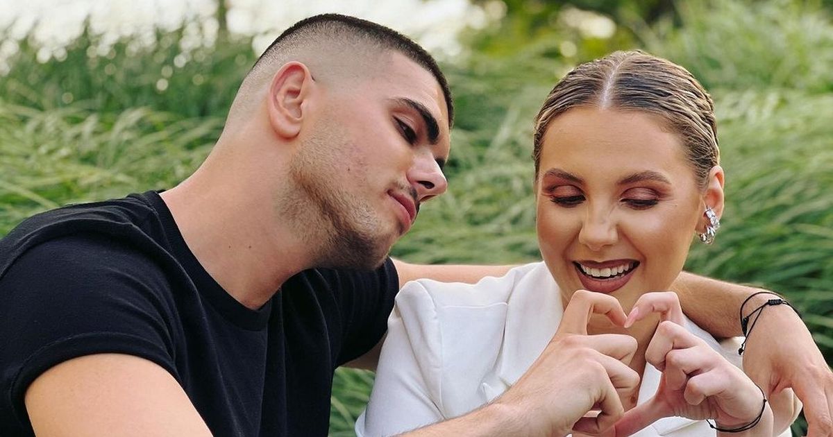 VIDEOCLIP: Alessandra - Mai tare ca niciodată (Soarele din Noi) - Radio ...