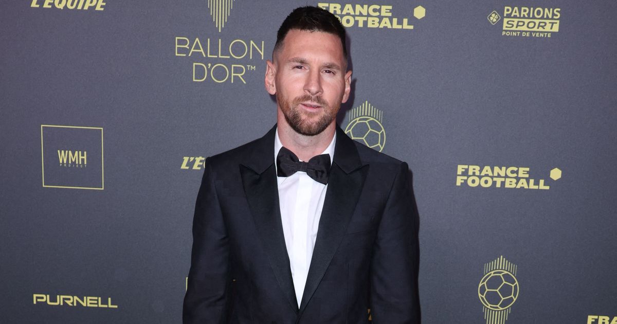 VIDEO Leo Messi a câştigat pentru a opta oară Balonul de Aur, record ...