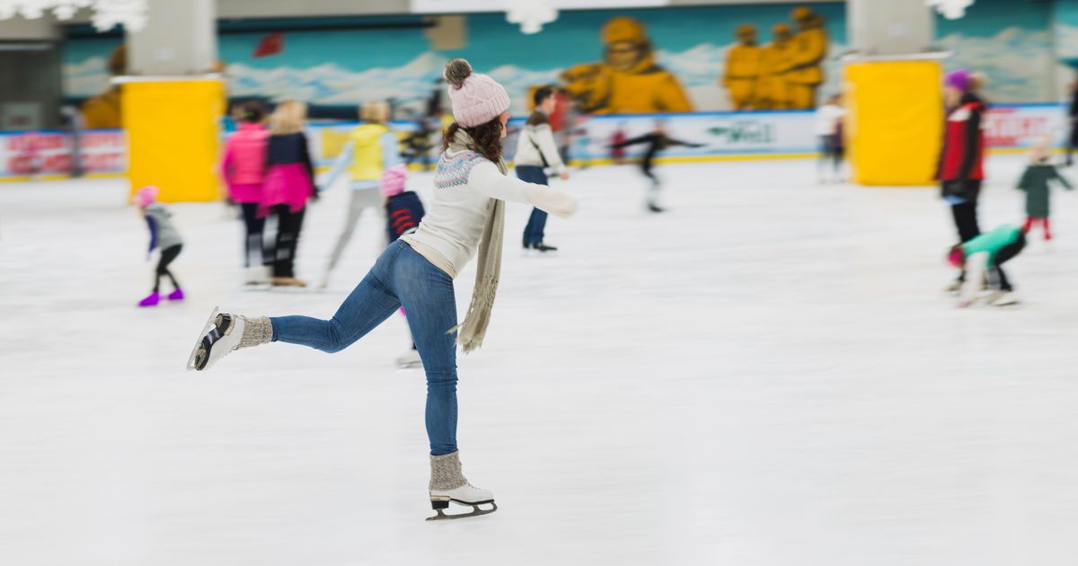 Lista patinoarelor deschise din București: Cât costă biletul de intrare ...