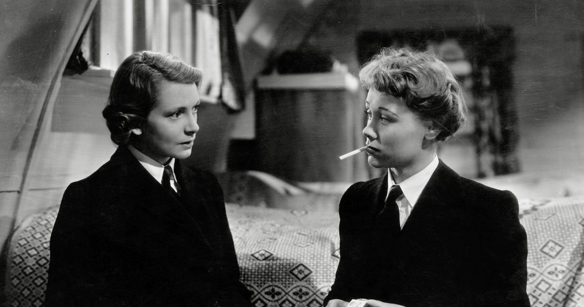 Actriţa din ”Mary Poppins”, Glynis Johns, a murit la vârsta de 100 de ...