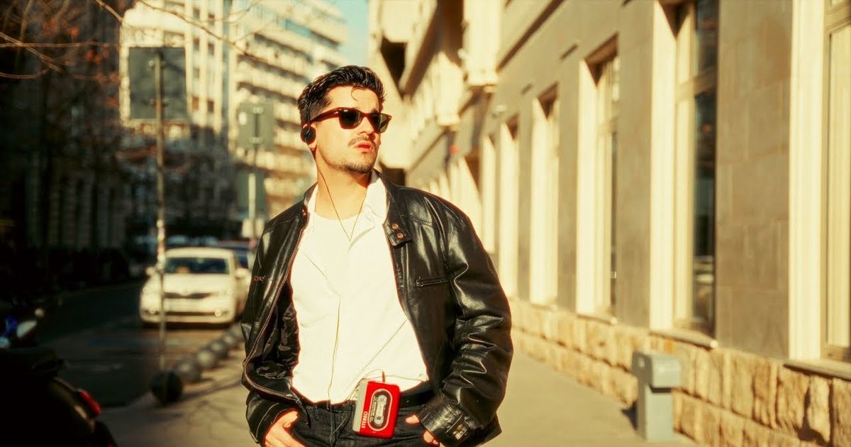 "Mi-am dorit mult sa creez câte un vizual pentru fiecare piesă". Andrei Ursu a lansat piesa "Te ...