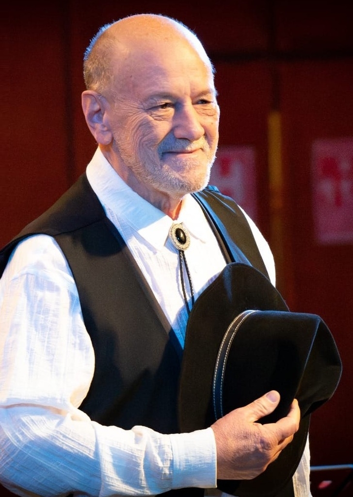 Nicu Alifantis, bilanț impresionant la 70 de ani: 154 de spectacole și un tramvai care îi poartă ...