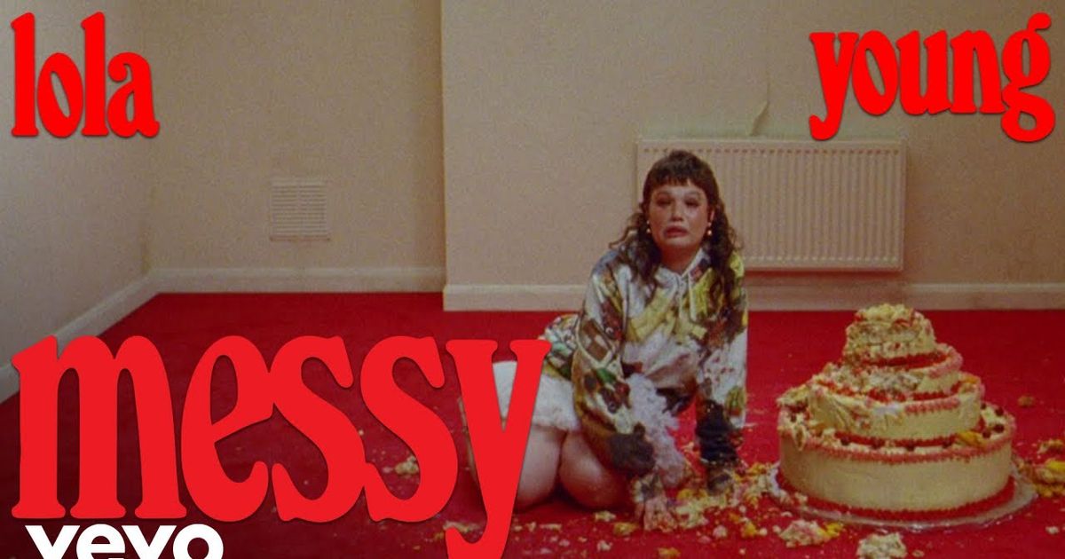LOLA YOUNG - Messy - Radio Impuls