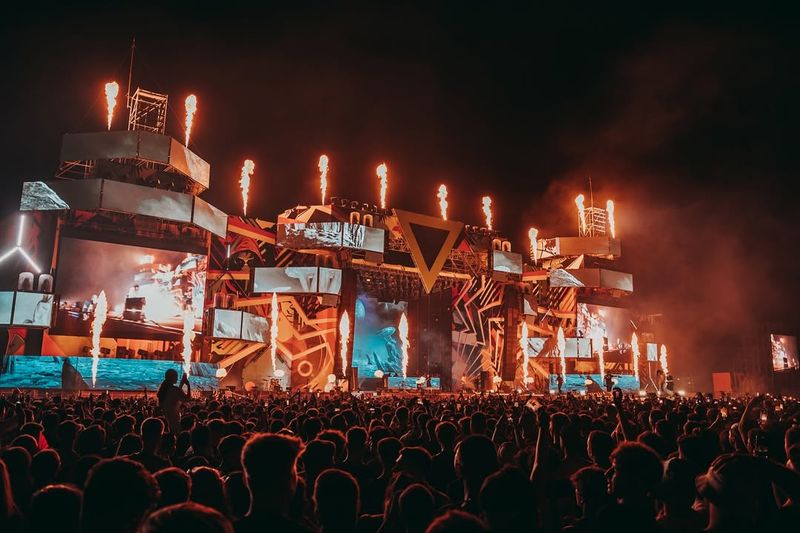 BEACH, PLEASE! 2025. Line-up-ul complet pentru sâmbătă, 12 iulie. ASAP ...