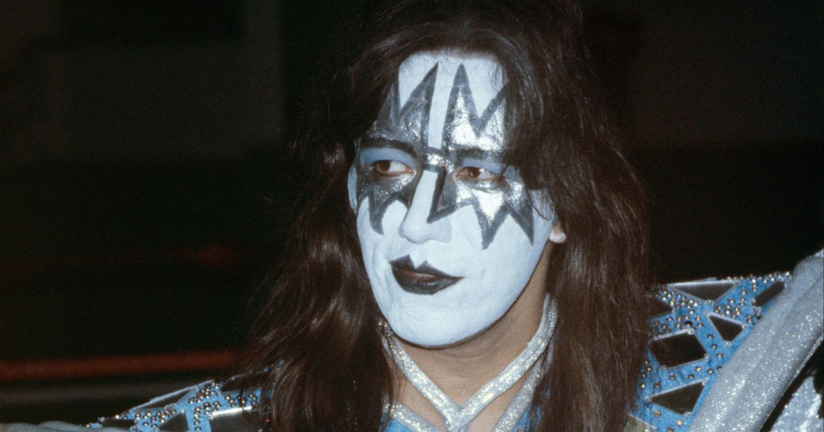Ace Frehley, legendarul chitarist și cofondator al trupei KISS, a murit ...