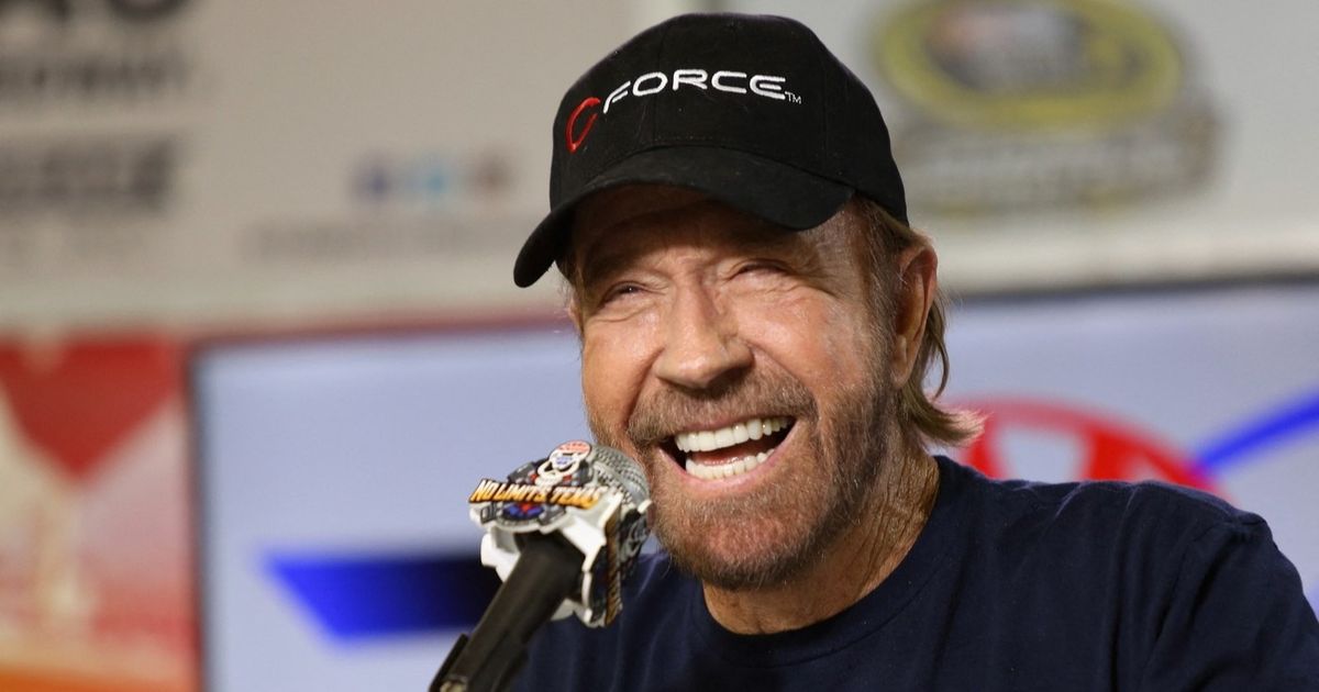A murit Chuck Norris, legenda filmelor de acțiune: "Și-a trăit viața cu ...